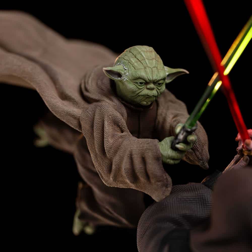Yoda vs Emperor Palpatine - Iron Studios Star Wars Art Scale Series ...
